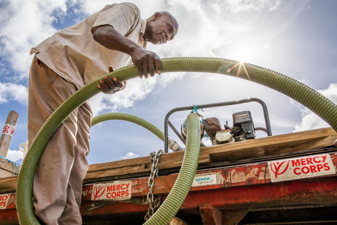 Hurricane Dorian in the Bahamas | Facts and how to help | Mercy Corps
