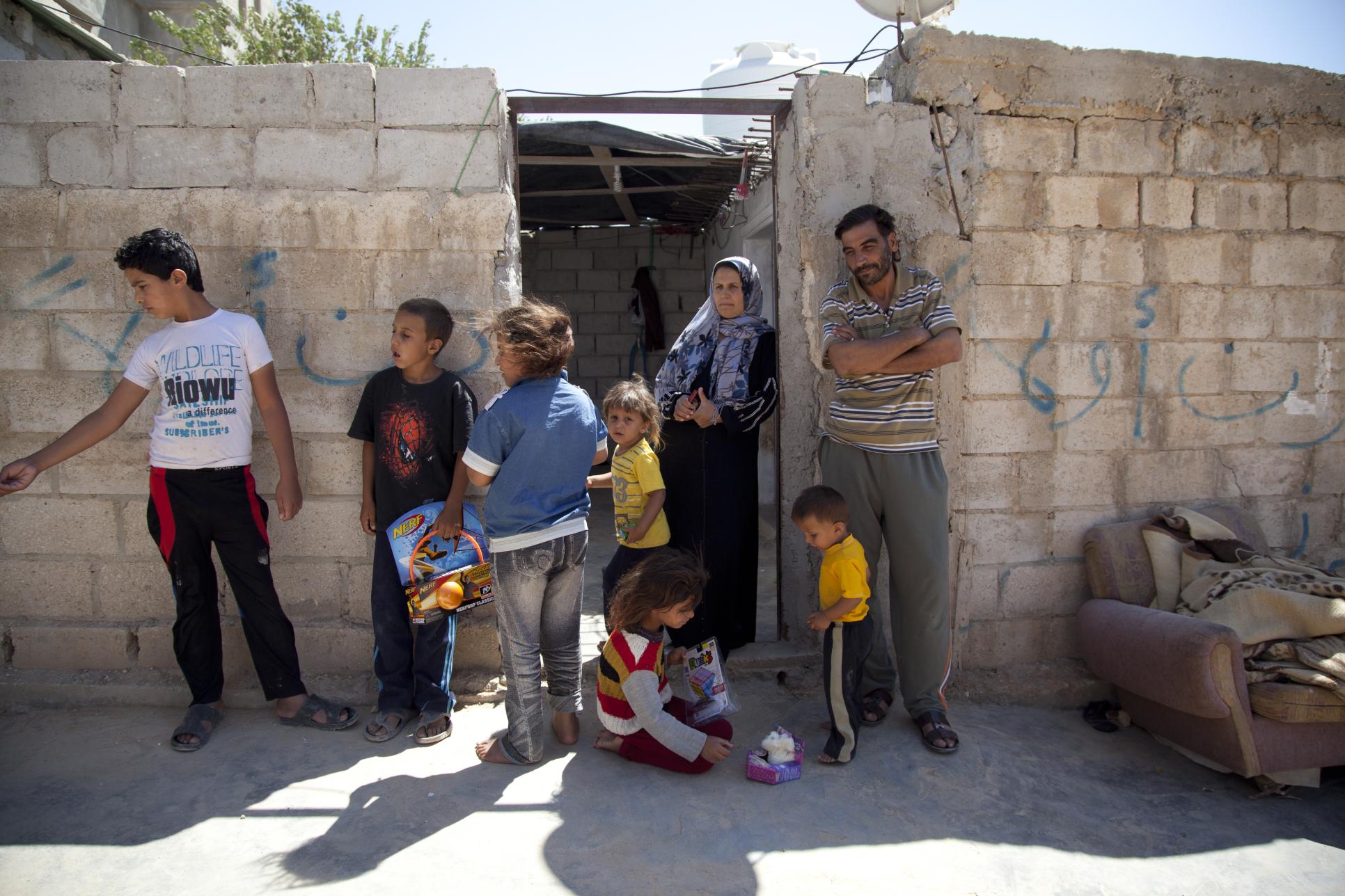 Toys bring smiles to Syrian refugee children | Mercy Corps
